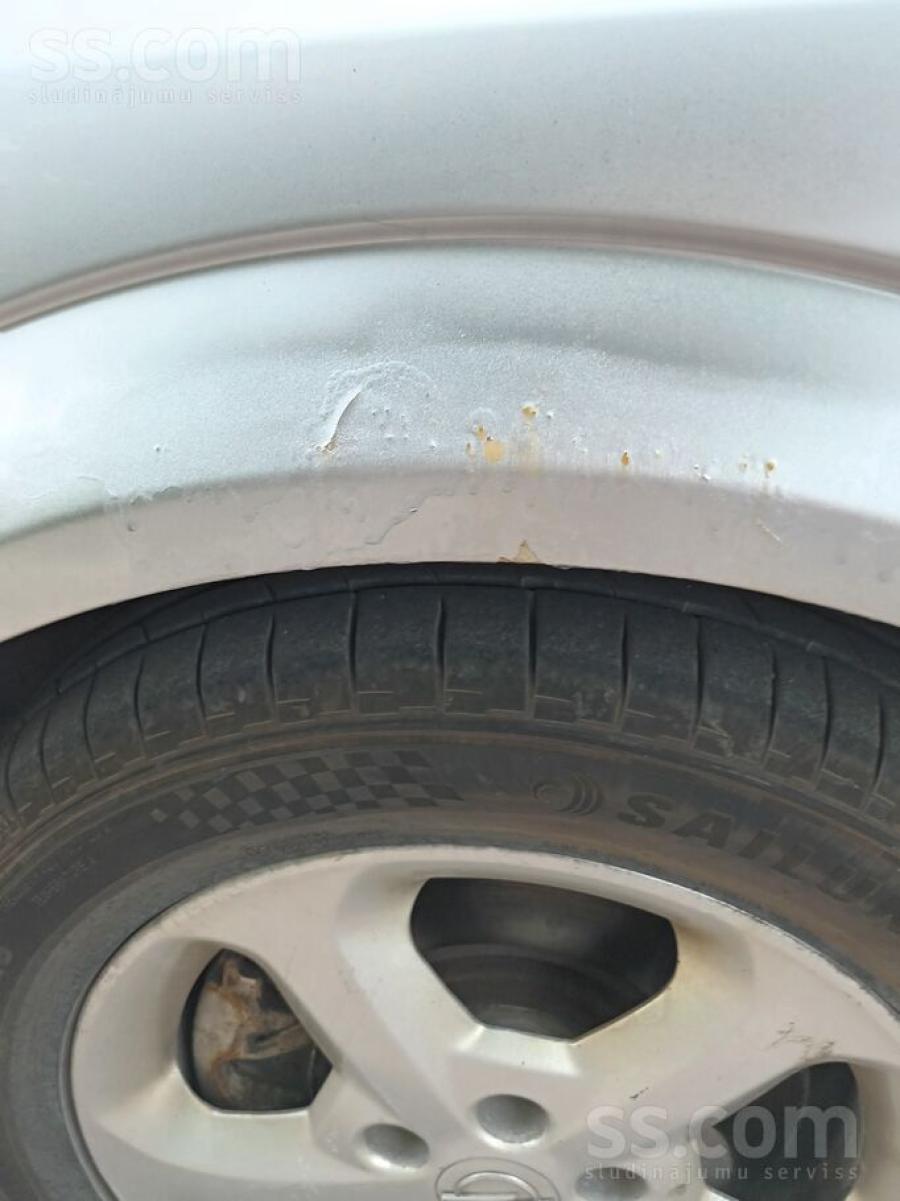 Opel Astra 2006 Cēsis, ar dzinēja tilpumu 1.90 L un nobraukumu 446 tūkst. km par 1300 €, foto 5 vietnē AUTOMOTO.COM.LV