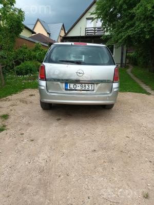 Opel Astra 2006 Cēsis, ar dzinēja tilpumu 1.90 L un nobraukumu 446 tūkst. km par 1300 €, foto 8 vietnē AUTOMOTO.COM.LV