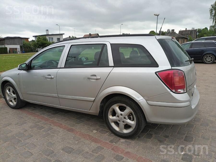 Opel Astra 2006 Cēsis, ar dzinēja tilpumu 1.90 L un nobraukumu 446 tūkst. km par 1300 €, foto 12 vietnē AUTOMOTO.COM.LV