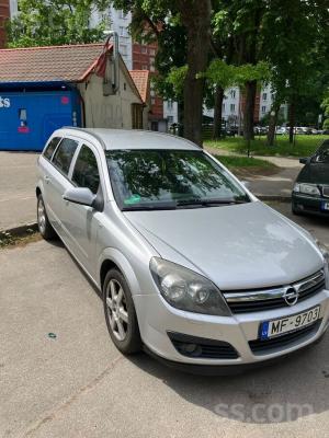 Opel Astra 2006 Rīga, ar dzinēja tilpumu 1.90 L un nobraukumu 298 tūkst. km par 700 €, foto  vietnē AUTOMOTO.COM.LV