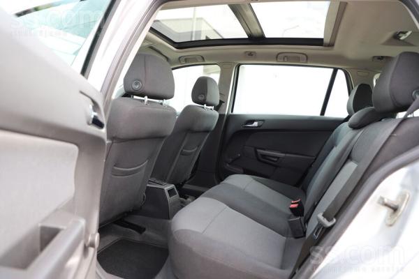 Opel Astra 2006 Tukums, ar dzinēja tilpumu 1.90 L un nobraukumu 241 tūkst. km par 1550 €, foto 8 vietnē AUTOMOTO.COM.LV