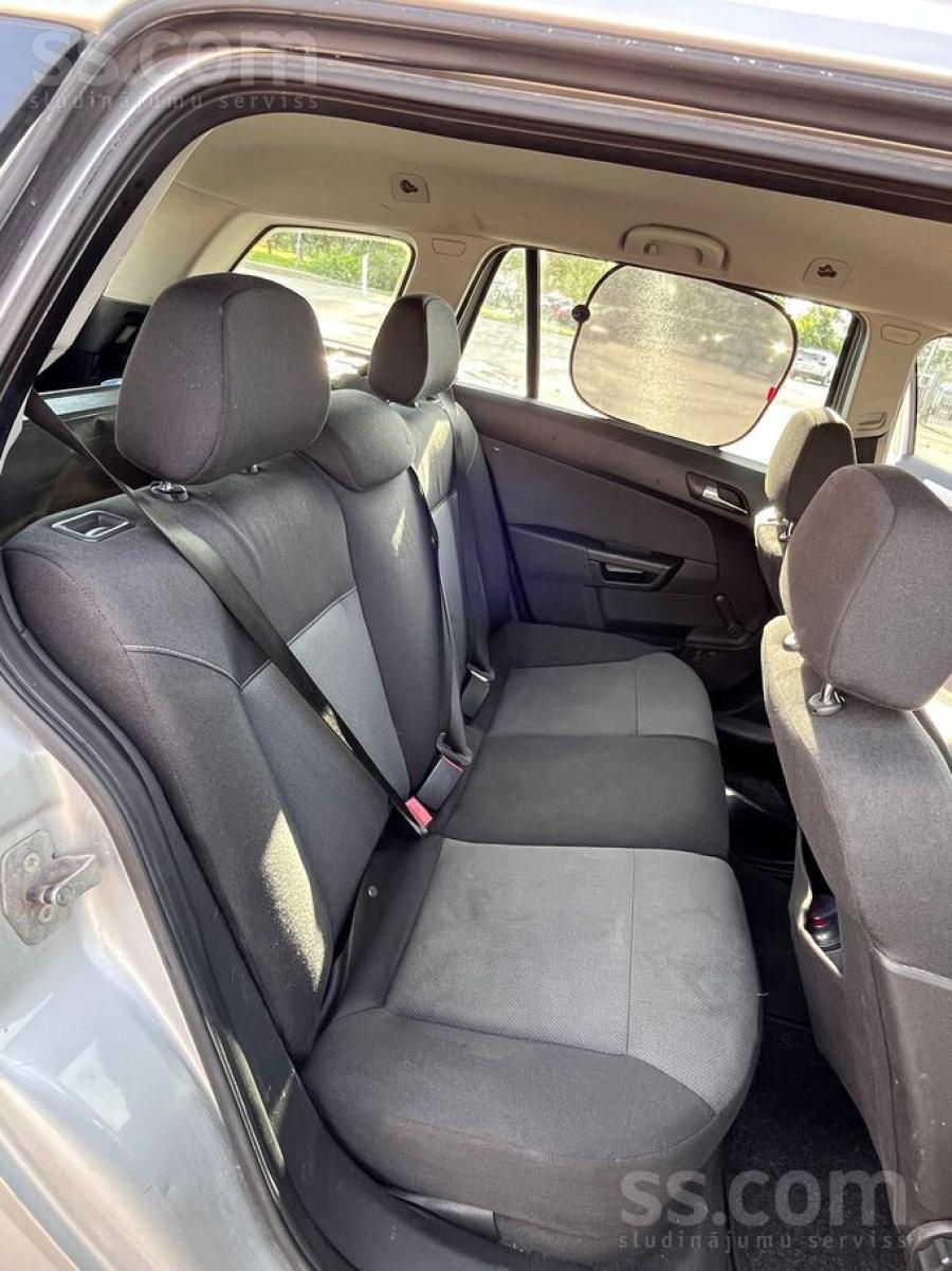 Opel Astra 2006 Dobele, ar dzinēja tilpumu 1.90 L un nobraukumu 250 tūkst. km par 1850 €, foto 9 vietnē AUTOMOTO.COM.LV