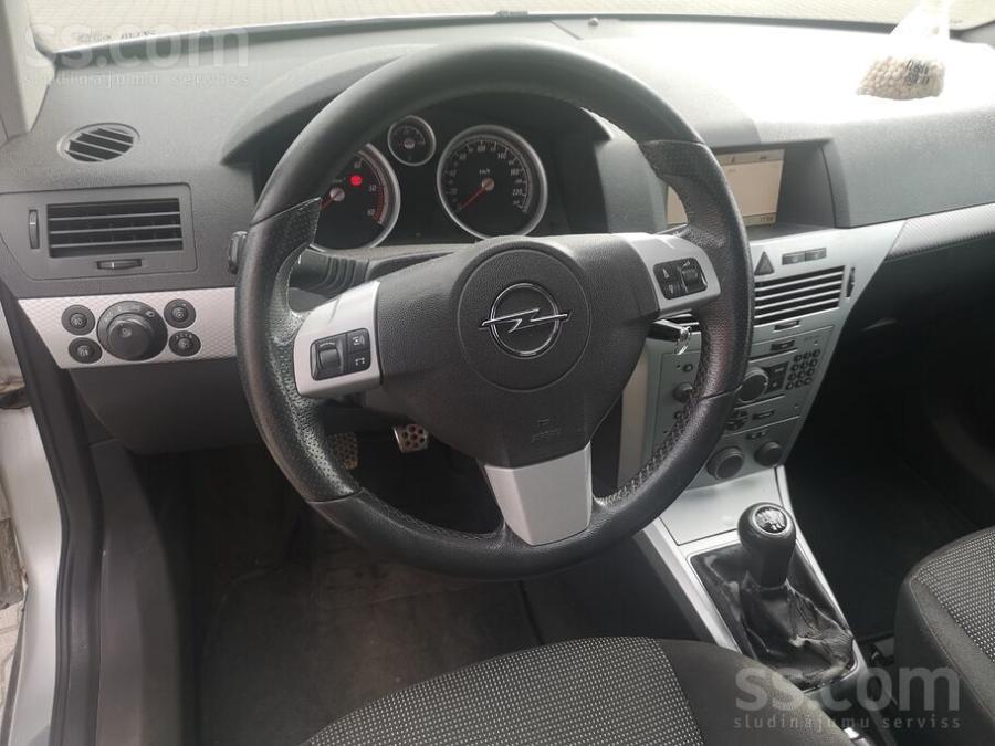 Opel Astra 2006 Rīga, ar dzinēja tilpumu 1.90 L un nobraukumu 0 tūkst. km par 1590 €, foto 12 vietnē AUTOMOTO.COM.LV