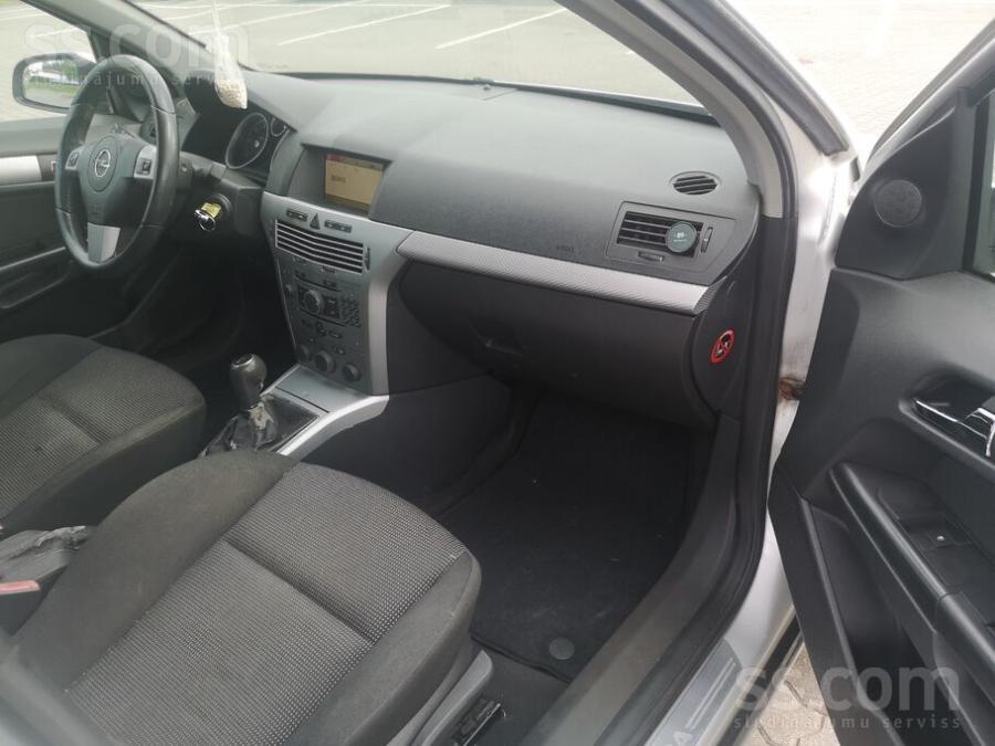 Opel Astra 2006 Rīga, ar dzinēja tilpumu 1.90 L un nobraukumu 0 tūkst. km par 1590 €, foto 15 vietnē AUTOMOTO.COM.LV