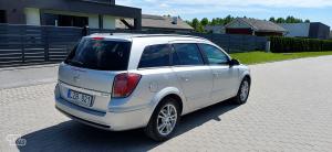 Opel Astra 2006 in Mazeikiai, with an engine capacity of 1.90 L and mileage of 269 thousand km for 1470 €, photo 5 on AUTOMOTO.COM.LV