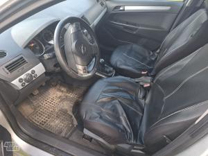 Opel Astra 2006 in Vilnius, with an engine capacity of 1.90 L and mileage of 300 thousand km for 850 €, photo 7 on AUTOMOTO.COM.LV