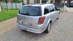 Opel Astra 2006 in Birzai, with an engine capacity of 1.90 L and mileage of 390 thousand km for 800 €, photo 5 on AUTOMOTO.COM.LV