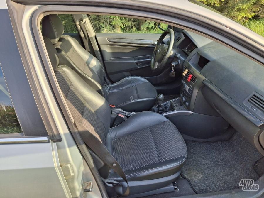Opel Astra 2006 Mažeikiai, ar dzinēja tilpumu 1.90 L un nobraukumu 316 tūkst. km par 1150 €, foto 7 vietnē AUTOMOTO.COM.LV