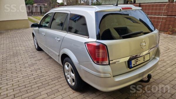 Opel Astra 2007 in Riga, with an engine capacity of 1.90 L and mileage of 254 thousand km for 1550 €, photo 6 on AUTOMOTO.COM.LV