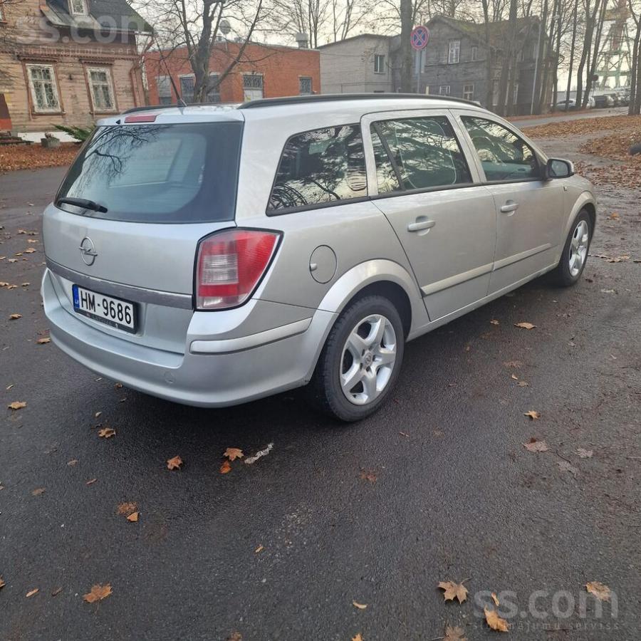 Opel Astra 2007 Rīga, ar dzinēja tilpumu 1.90 L un nobraukumu 207 tūkst. km par 1499 €, foto 4 vietnē AUTOMOTO.COM.LV