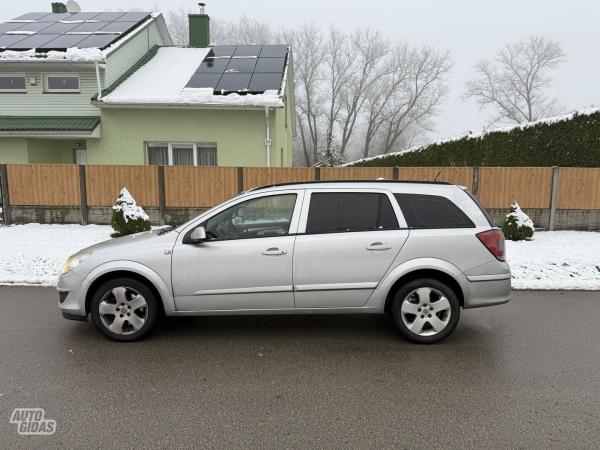 Opel Astra 2007 Viļņa, ar dzinēja tilpumu 1.90 L un nobraukumu 303 tūkst. km par 950 €, foto 2 vietnē AUTOMOTO.COM.LV