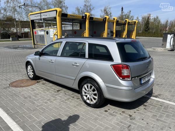 Opel Astra 2007 in Kaunas, with an engine capacity of 1.70 L and mileage of 232 thousand km for 1100 €, photo 5 on AUTOMOTO.COM.LV