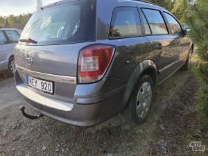 Opel Astra 2007 in Radviliskis, with an engine capacity of 1.70 L and mileage of 350 thousand km for 1250 €, photo 4 on AUTOMOTO.COM.LV