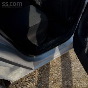 Opel Astra 2007 in Jekabpils, with an engine capacity of 1.90 L and mileage of 450 thousand km for 800 €, photo 5 on AUTOMOTO.COM.LV