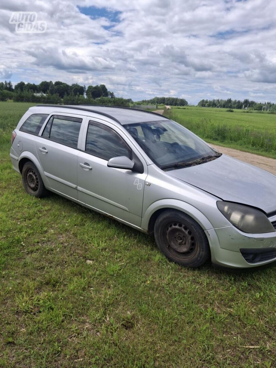 Opel Astra 2007 Panevēža, ar dzinēja tilpumu 1.90 L un nobraukumu 300 tūkst. km par 250 €, foto 4 vietnē AUTOMOTO.COM.LV