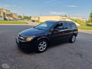 Opel Astra 2007 Mažeikiai, ar dzinēja tilpumu 1.90 L un nobraukumu 320 tūkst. km par 1160 €, foto  vietnē AUTOMOTO.COM.LV
