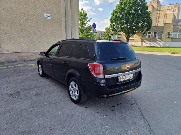 Opel Astra 2007 Mažeikiai, ar dzinēja tilpumu 1.90 L un nobraukumu 320 tūkst. km par 1160 €, foto 4 vietnē AUTOMOTO.COM.LV