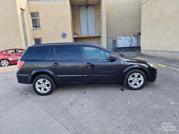 Opel Astra 2007 Mažeikiai, ar dzinēja tilpumu 1.90 L un nobraukumu 320 tūkst. km par 1160 €, foto 6 vietnē AUTOMOTO.COM.LV