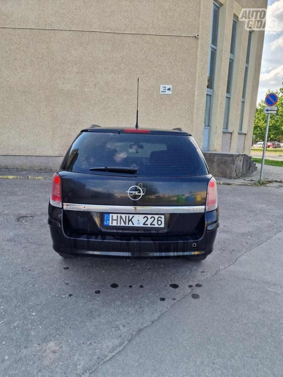 Opel Astra 2007 Mažeikiai, ar dzinēja tilpumu 1.90 L un nobraukumu 320 tūkst. km par 1160 €, foto 9 vietnē AUTOMOTO.COM.LV