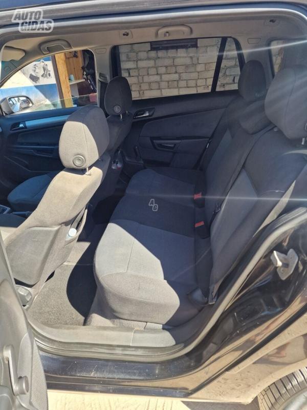 Opel Astra 2007 Mažeikiai, ar dzinēja tilpumu 1.90 L un nobraukumu 320 tūkst. km par 1160 €, foto 10 vietnē AUTOMOTO.COM.LV