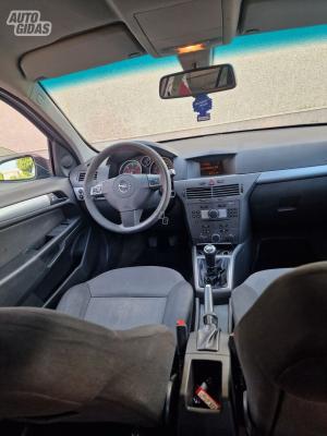 Opel Astra 2007 Mažeikiai, ar dzinēja tilpumu 1.90 L un nobraukumu 320 tūkst. km par 1160 €, foto 19 vietnē AUTOMOTO.COM.LV