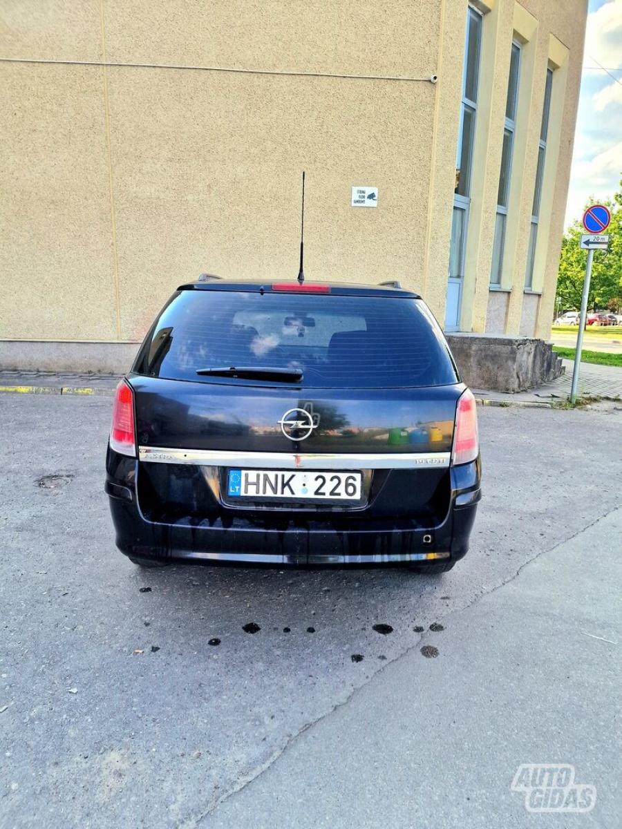 Opel Astra 2007 Mažeikiai, ar dzinēja tilpumu 1.90 L un nobraukumu 320 tūkst. km par 1160 €, foto 9 vietnē AUTOMOTO.COM.LV