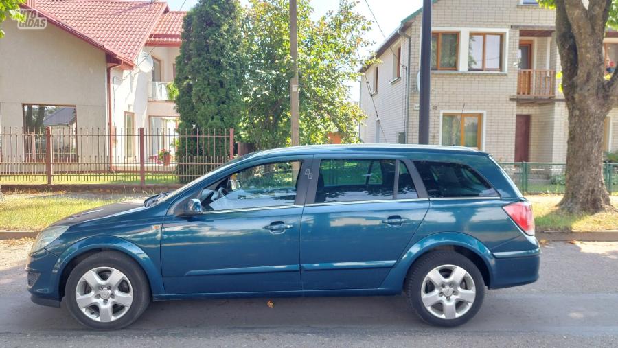 Opel Astra 2007 in Alytus, with an engine capacity of 1.90 L and mileage of 415 thousand km for 1100 €, photo 5 on AUTOMOTO.COM.LV