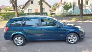 Opel Astra 2007 in Alytus, with an engine capacity of 1.90 L and mileage of 415 thousand km for 1100 €, photo 6 on AUTOMOTO.COM.LV
