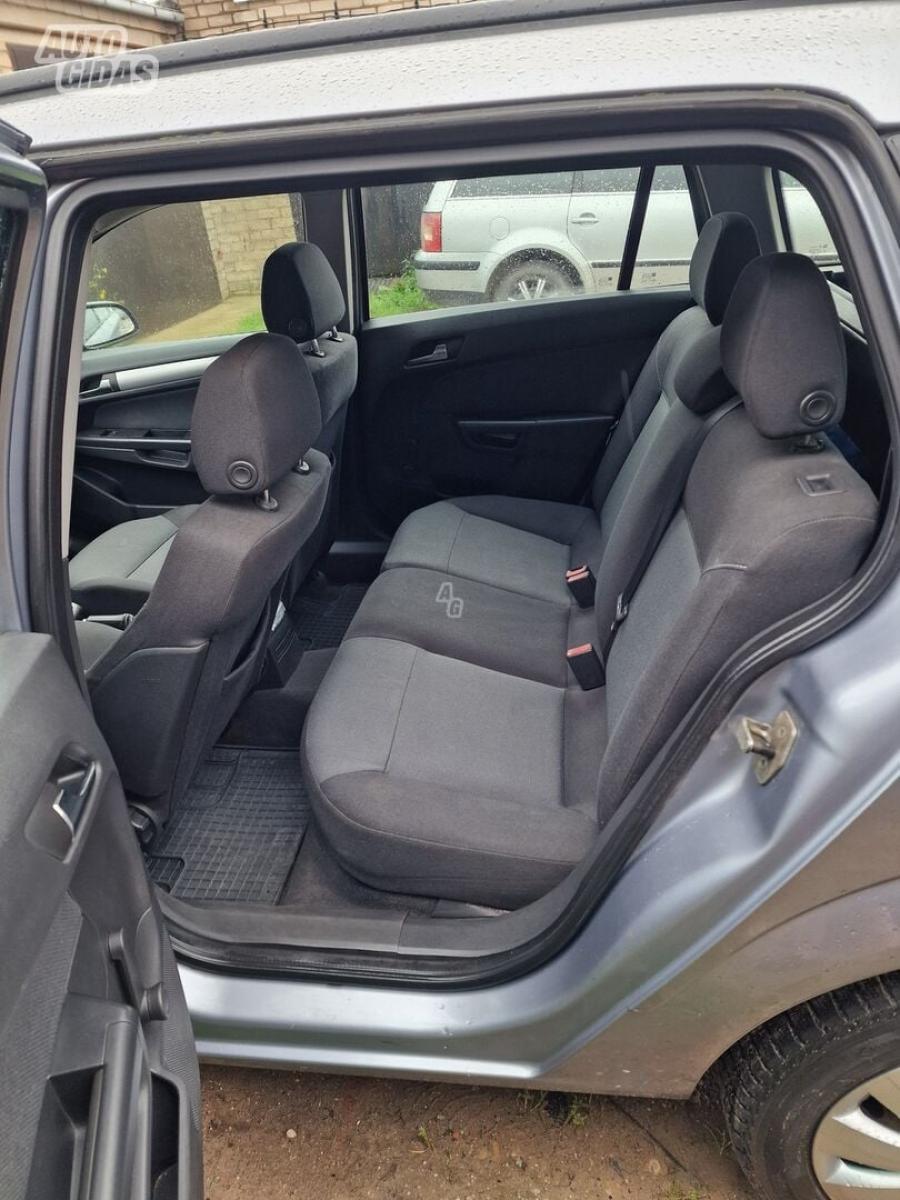 Opel Astra 2007 Mažeikiai, ar dzinēja tilpumu 1.70 L un nobraukumu 332 tūkst. km par 890 €, foto 13 vietnē AUTOMOTO.COM.LV