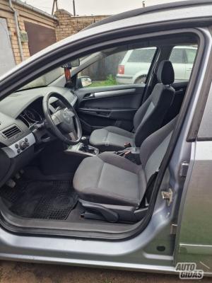 Opel Astra 2007 Mažeikiai, ar dzinēja tilpumu 1.70 L un nobraukumu 332 tūkst. km par 890 €, foto 14 vietnē AUTOMOTO.COM.LV