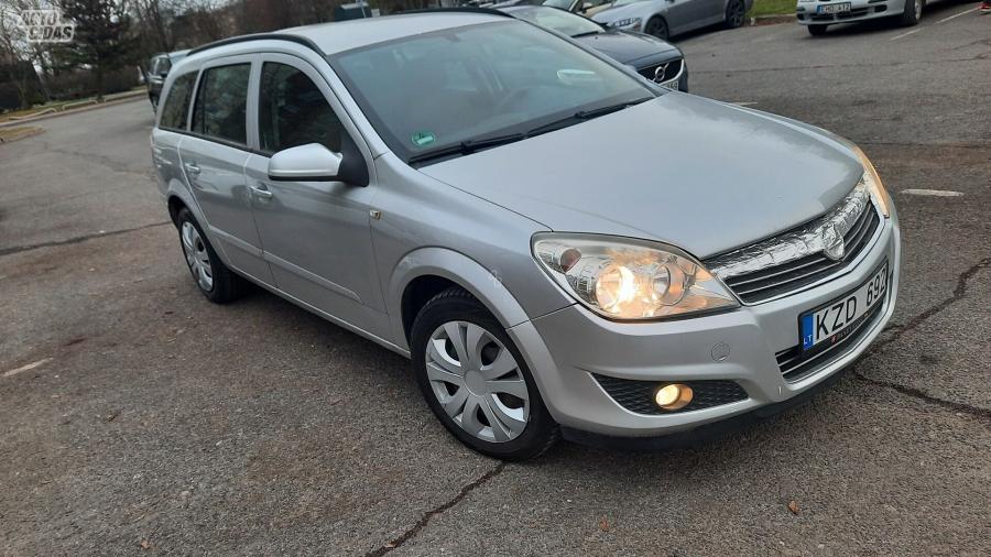 Opel Astra 2008 Šauļi, ar dzinēja tilpumu 1.70 L un nobraukumu 250 tūkst. km par 1180 €, foto 1 vietnē AUTOMOTO.COM.LV