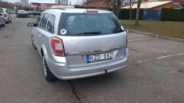 Opel Astra 2008 in Siauliai, with an engine capacity of 1.70 L and mileage of 250 thousand km for 1180 €, photo 8 on AUTOMOTO.COM.LV