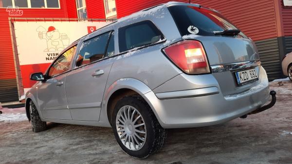 Opel Astra 2008 Šauļi, ar dzinēja tilpumu 1.70 L un nobraukumu 250 tūkst. km par 1290 €, foto 3 vietnē AUTOMOTO.COM.LV