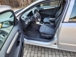 Opel Astra 2008 in Vilkaviskis, with an engine capacity of 1.40 L and mileage of 170 thousand km for 2600 €, photo 7 on AUTOMOTO.COM.LV
