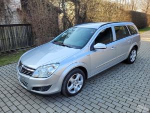 Opel Astra 2008 in Vilkaviskis, with an engine capacity of 1.40 L and mileage of 170 thousand km for 2600 €, photo 9 on AUTOMOTO.COM.LV