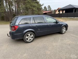 Opel Astra 2008 in Vilnius, with an engine capacity of 1.70 L and mileage of 351 thousand km for 1000 €, photo 5 on AUTOMOTO.COM.LV