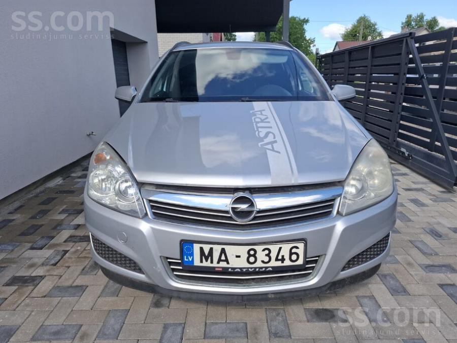 Opel Astra 2008 Jelgava, ar dzinēja tilpumu 1.70 L un nobraukumu 265 tūkst. km par 500 €, foto 3 vietnē AUTOMOTO.COM.LV