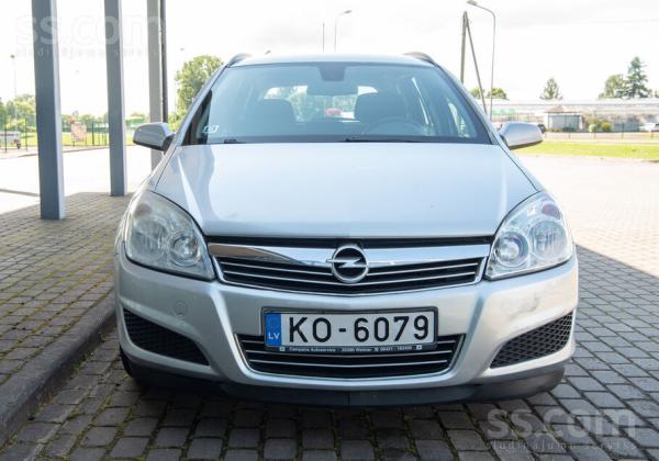 Opel Astra 2009 Cēsis, ar dzinēja tilpumu 1.80 L un nobraukumu 169 tūkst. km par 1950 €, foto 1 vietnē AUTOMOTO.COM.LV