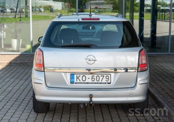Opel Astra 2009 Cēsis, ar dzinēja tilpumu 1.80 L un nobraukumu 169 tūkst. km par 1950 €, foto 3 vietnē AUTOMOTO.COM.LV