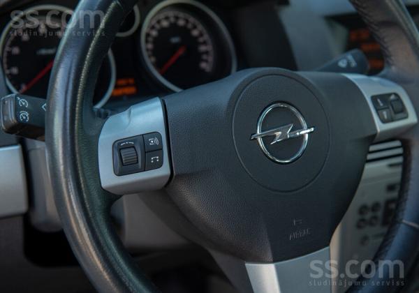 Opel Astra 2009 Cēsis, ar dzinēja tilpumu 1.80 L un nobraukumu 169 tūkst. km par 1950 €, foto 10 vietnē AUTOMOTO.COM.LV