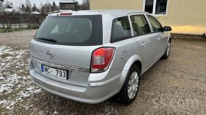 Opel Astra 2009 in Rezekne, with an engine capacity of 1.70 L and mileage of 252 thousand km for 1950 €, photo 4 on AUTOMOTO.COM.LV