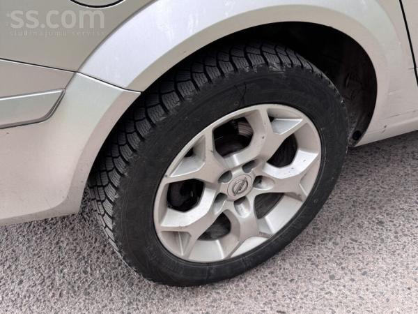 Opel Astra 2009 Rīga, ar dzinēja tilpumu 1.70 L un nobraukumu 253 tūkst. km par 2150 €, foto 8 vietnē AUTOMOTO.COM.LV