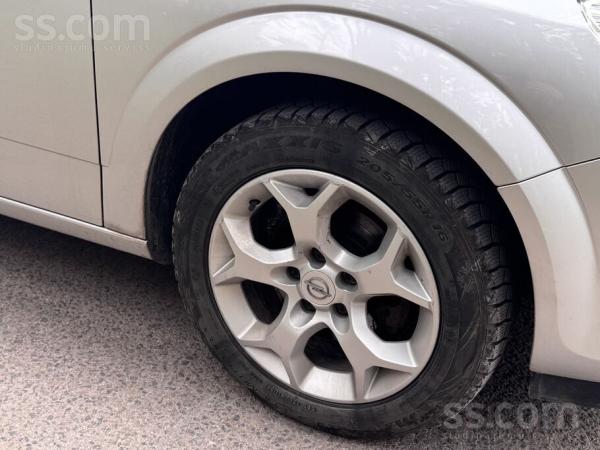 Opel Astra 2009 Rīga, ar dzinēja tilpumu 1.70 L un nobraukumu 253 tūkst. km par 2150 €, foto 9 vietnē AUTOMOTO.COM.LV