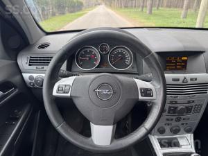 Opel Astra 2009 in Riga, with an engine capacity of 1.70 L and mileage of 253 thousand km for 2150 €, photo 12 on AUTOMOTO.COM.LV