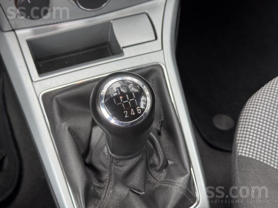 Opel Astra 2009 in Riga, with an engine capacity of 1.70 L and mileage of 253 thousand km for 2150 €, photo 14 on AUTOMOTO.COM.LV