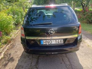 Opel Astra 2009 in Vilnius, with an engine capacity of 1.70 L and mileage of 216 thousand km for 950 €, photo 5 on AUTOMOTO.COM.LV