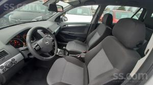 Opel Astra 2010 in Riga, with an engine capacity of 1.90 L and mileage of 169 thousand km for 3450 €, photo 12 on AUTOMOTO.COM.LV