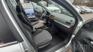 Opel Astra 2010 in Riga, with an engine capacity of 1.90 L and mileage of 169 thousand km for 3450 €, photo 21 on AUTOMOTO.COM.LV