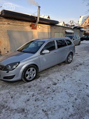 Opel Astra 2010 in Kaunas, with an engine capacity of 1.70 L and mileage of 200 thousand km for 2000 €, photo 2 on AUTOMOTO.COM.LV