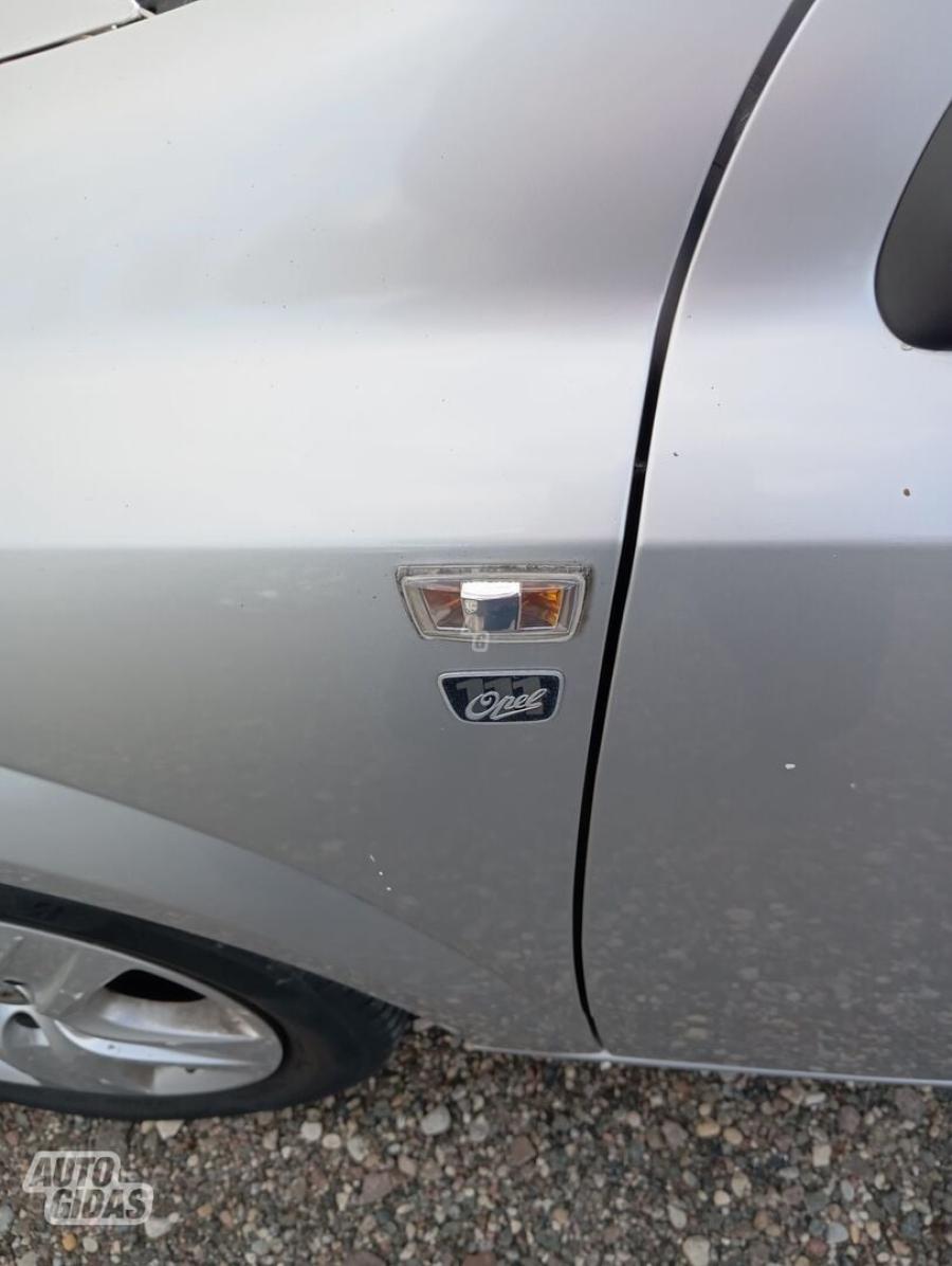 Opel Astra 2010 Šakiai, ar dzinēja tilpumu 1.40 L un nobraukumu 283 tūkst. km par 1900 €, foto 14 vietnē AUTOMOTO.COM.LV